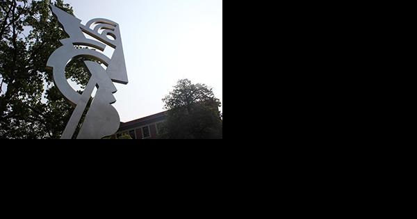 7 things to know about the Modern Head sculpture | College of Arts and ...